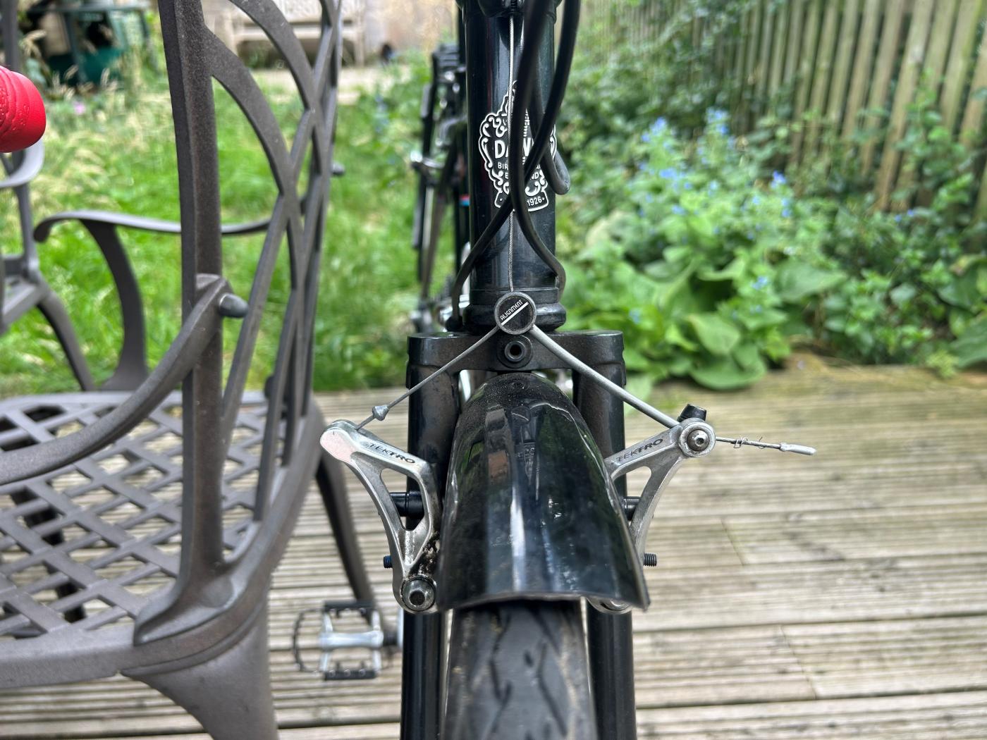 A beginners’ guide to … brakes on a cycle | Cycling UK