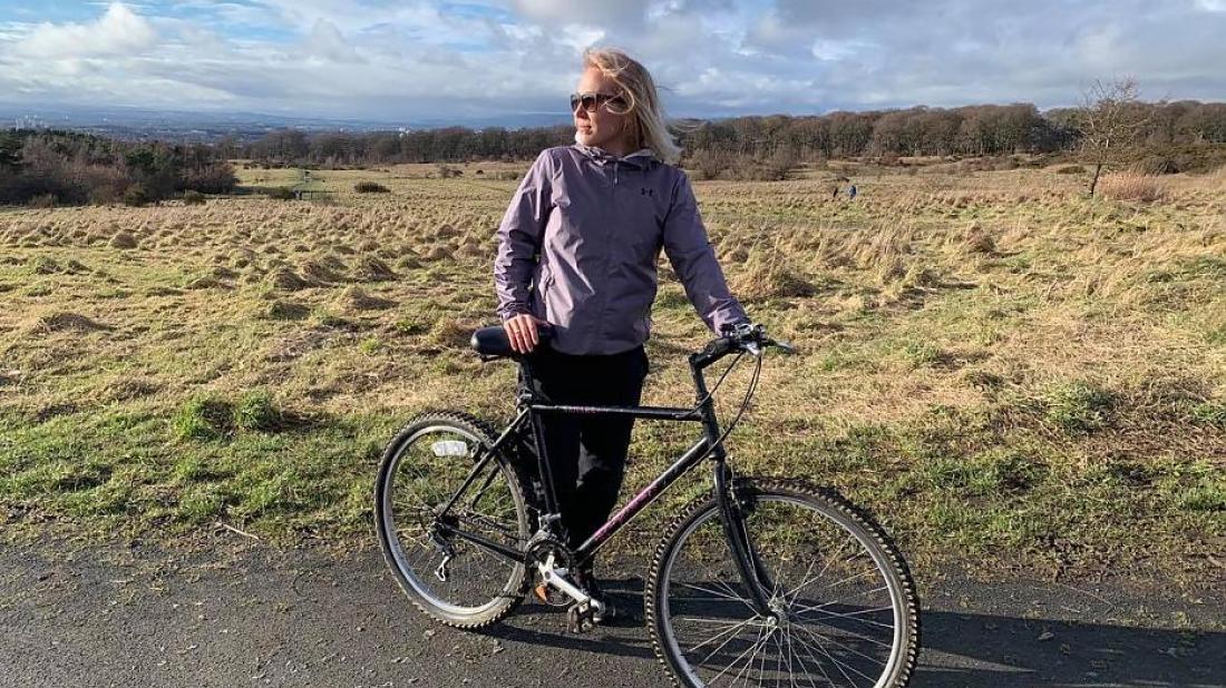Merilin discovers Glasgow on two wheels with Scotland Cycle Repair ...