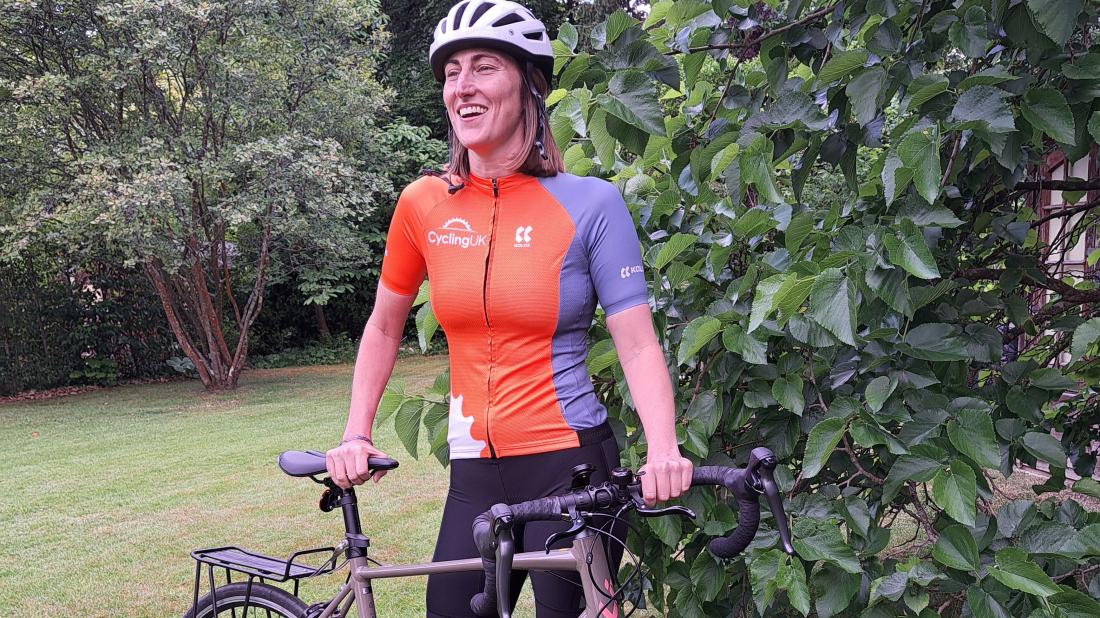 Review: Kalas Cycling UK Women’s Jersey | Cycling UK