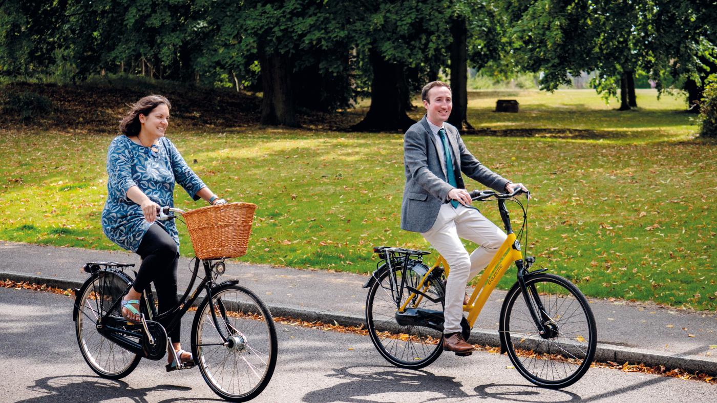 Bike test: Pashley Princess Sovereign vs Gazelle Chamonix C7 | Cycling UK