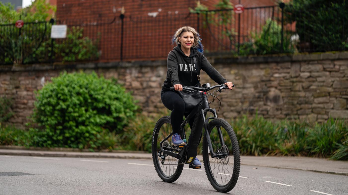 A beginners’ guide to … e-bikes | Cycling UK