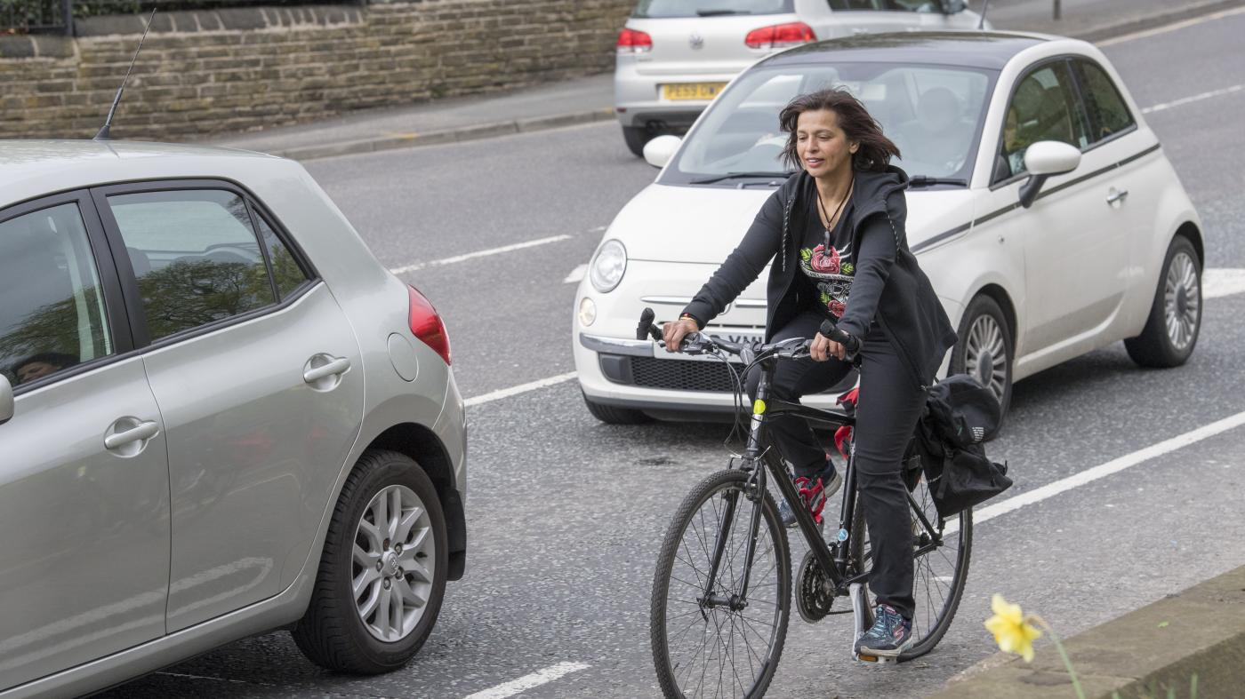 How to cycle in traffic | Cycling UK