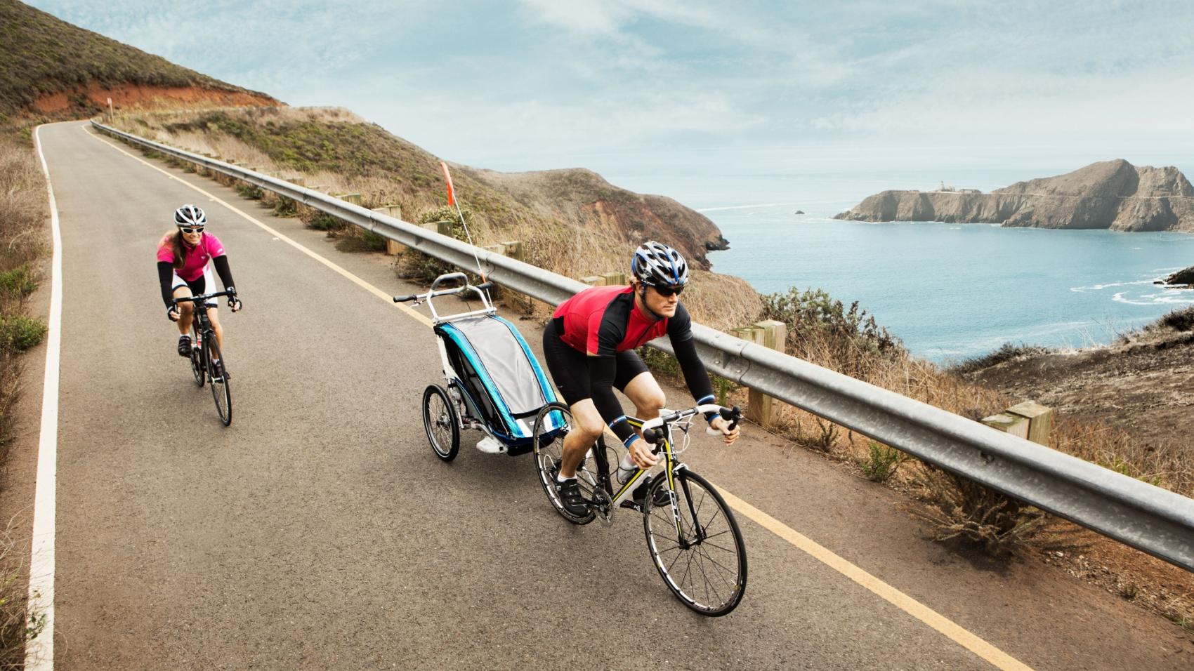 Guide to child trailers | Cycling UK