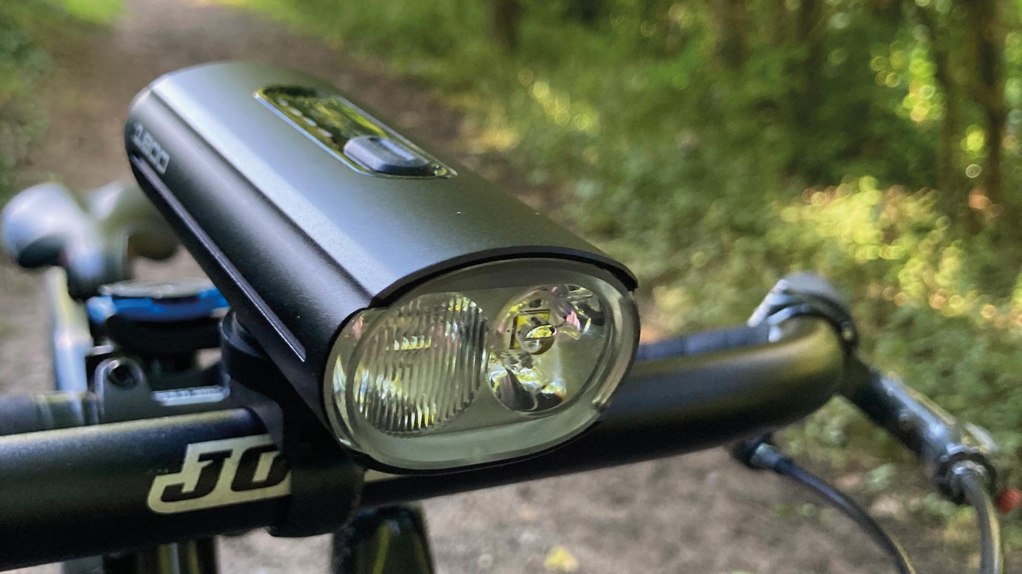 Review: Halfords Advanced 1800 Lumen Front Bike Light | Cycling UK