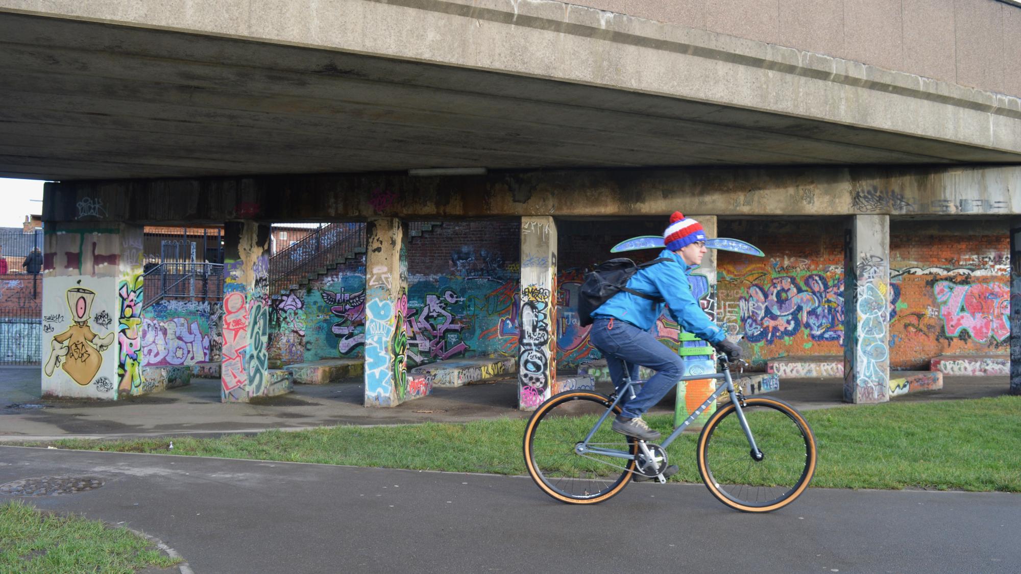 Bike test: Ribble Urban 725s vs Mango Single Speed Level 2 Arcol urban ...