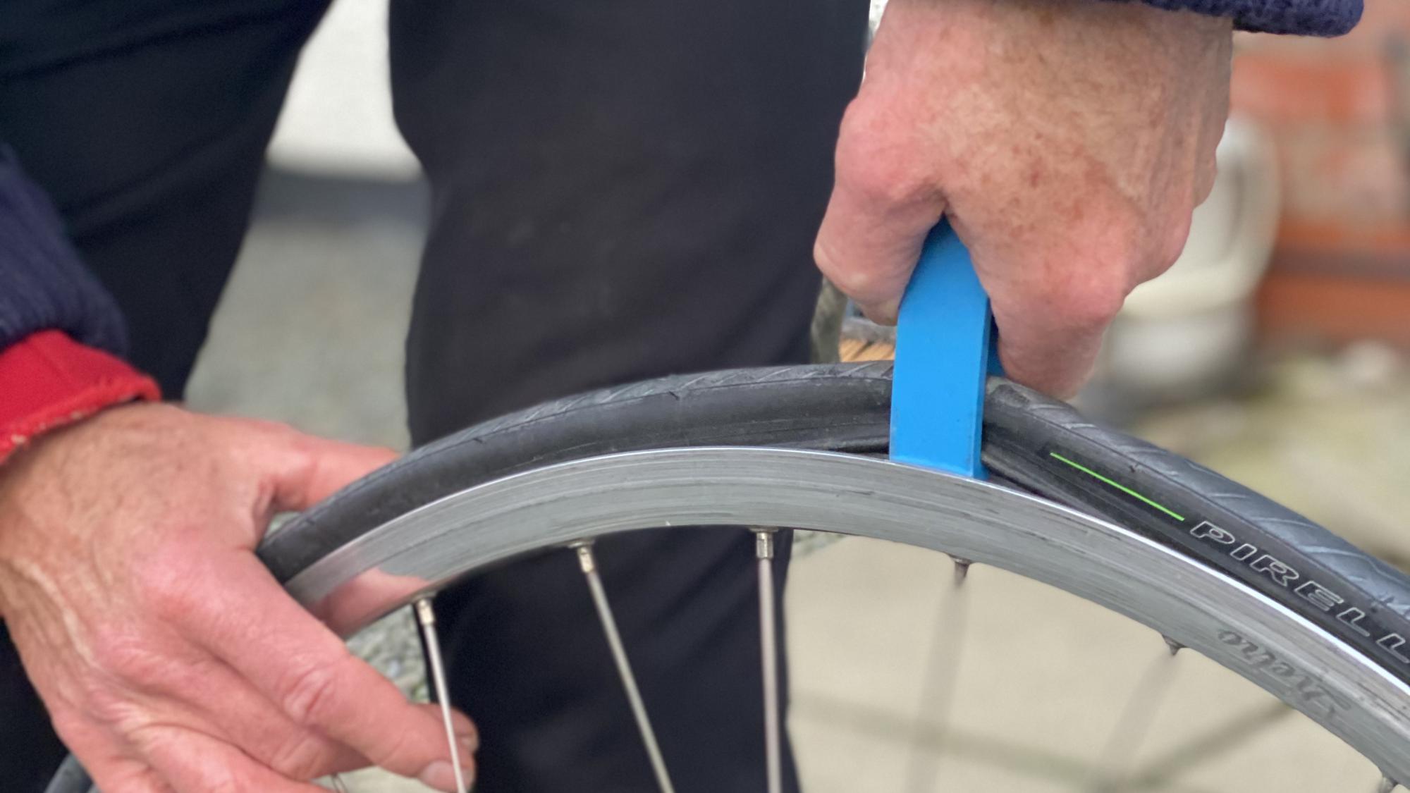 Group test: Tight-tyre tools | Cycling UK