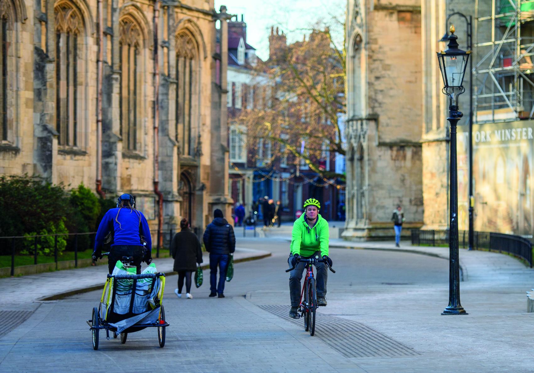 How to stay safe when riding to work | Cycling UK