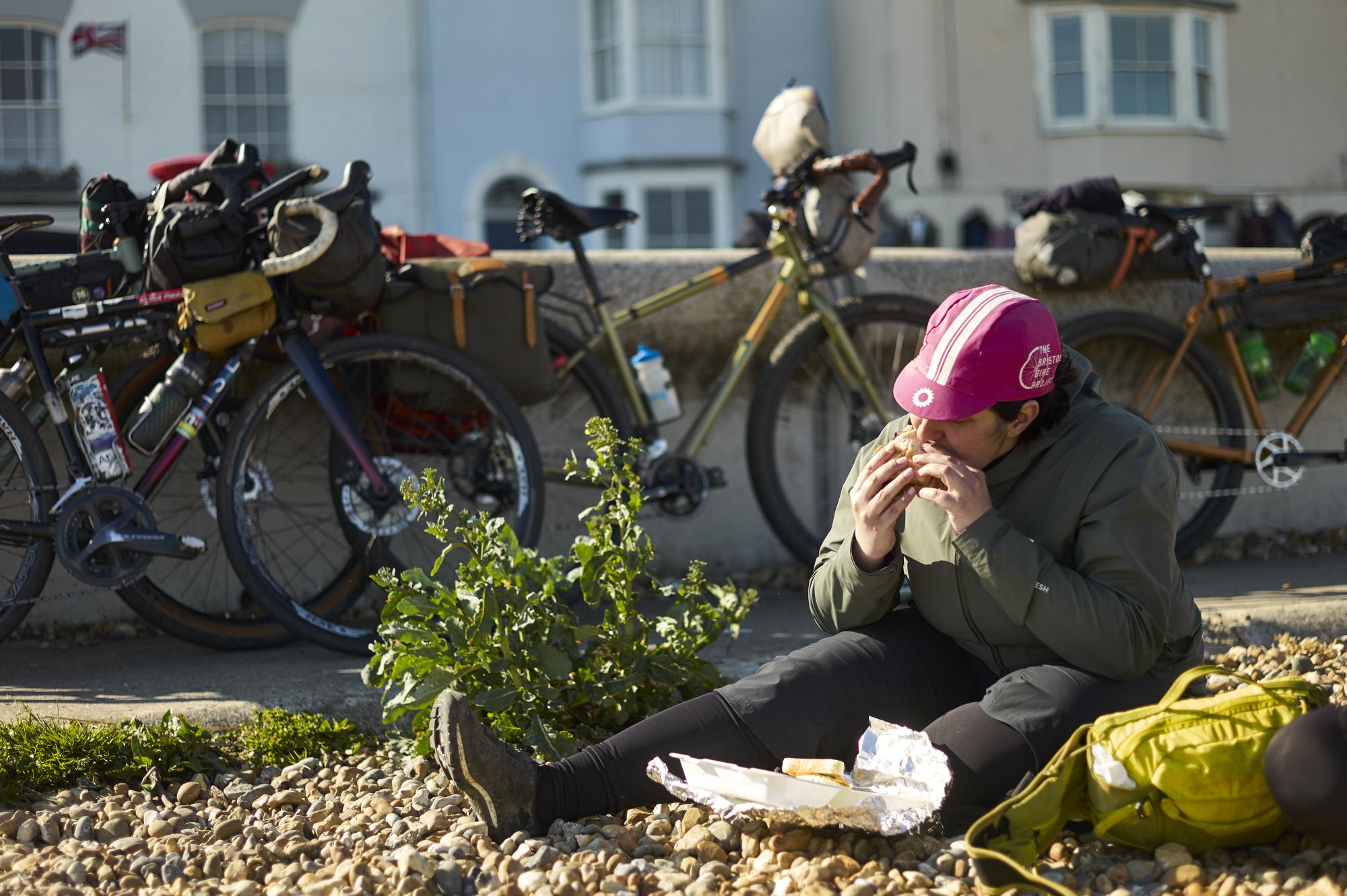 A beginners’ guide to … what to eat on a long bike ride | Cycling UK