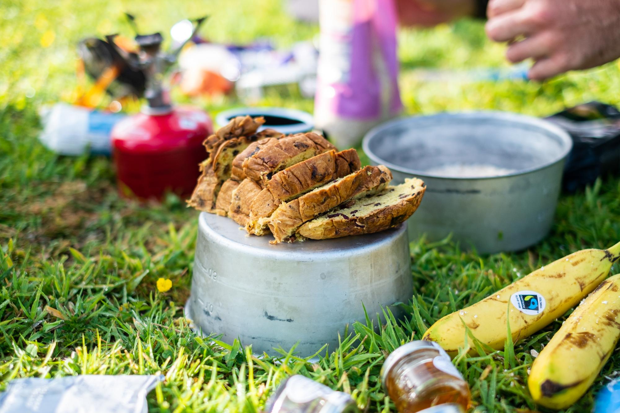 A beginners’ guide to … what to eat on a long bike ride | Cycling UK